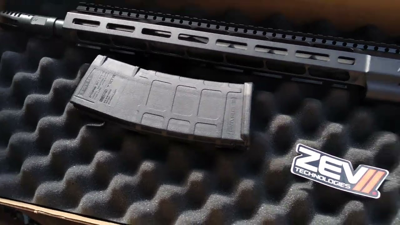 unboxing a Zev technologies core duty AR-15 rifle and first impressions ...
