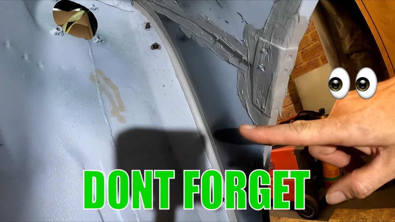 Wing Reinforcement Brackets - Classic Mini Workshop - Racing Green Pt ...