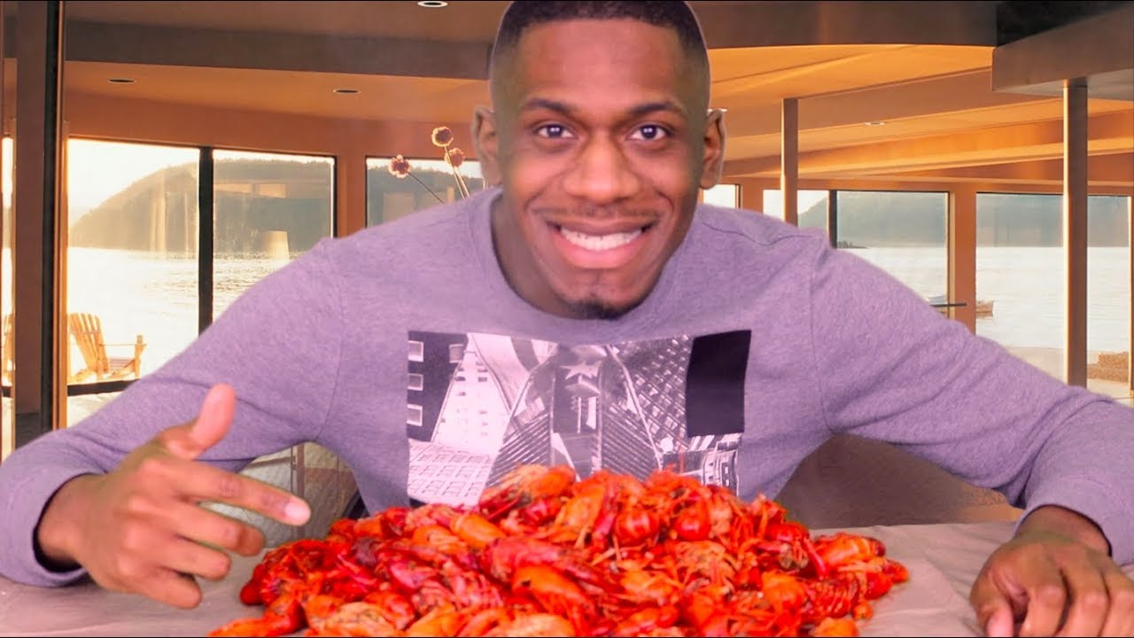 SPICY LOUISIANA CRAWFISH BOIL MUKBANG | CHALLENGING CUZZO AB - YouTube