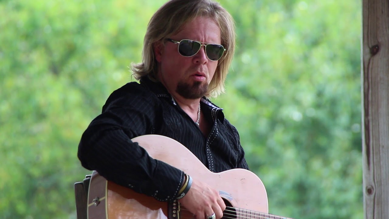 Cody McCarver-Here I Am Lord-Official Video - YouTube