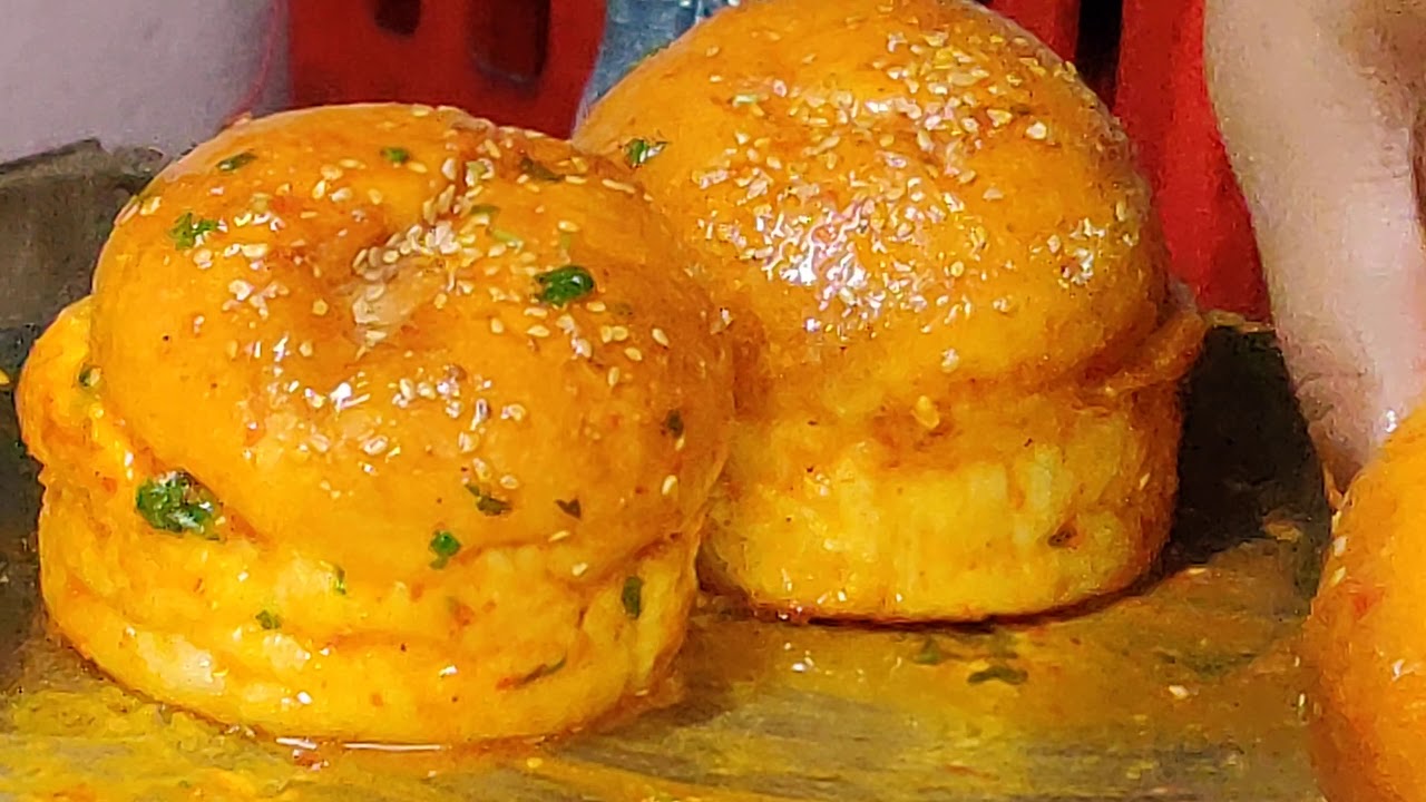 Shalimar Tiffins And Snacks - Cheesy Burger(1) - YouTube