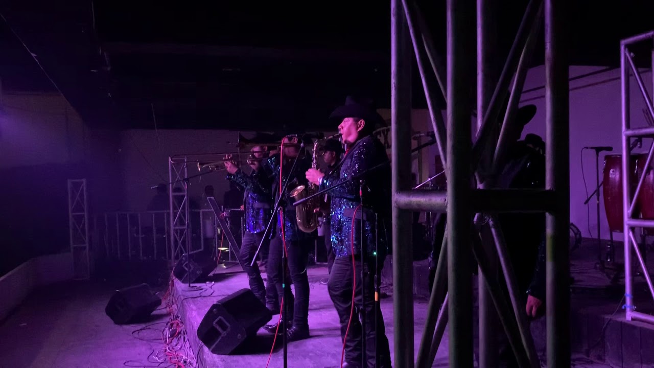 La Mini Mini — Juan Ortega y su grupo!Texas Nogales 2020 - YouTube