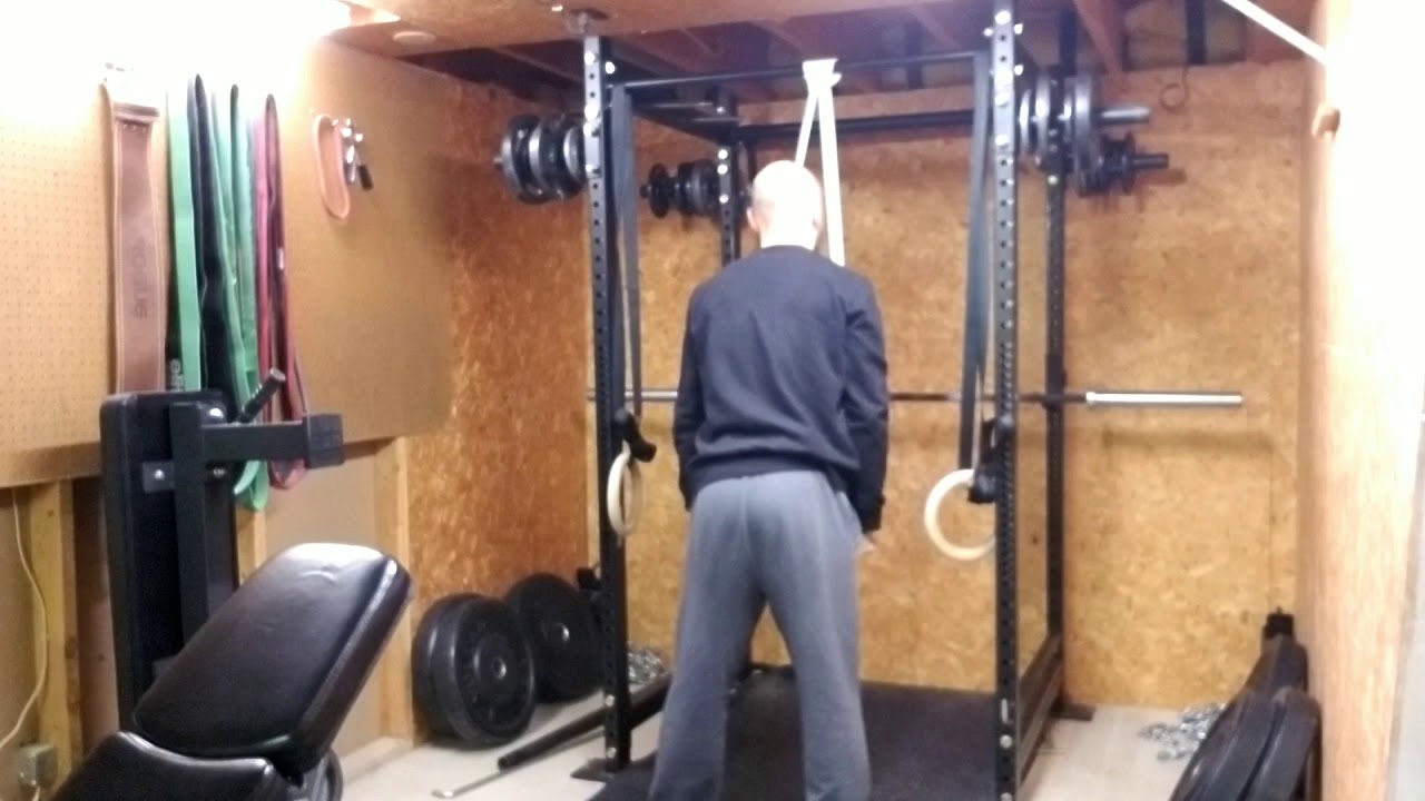 Band tricep pushdowns - YouTube