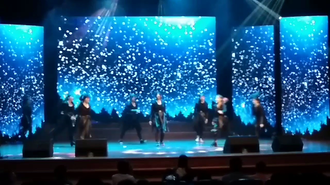 Modern Remix dance performance by Kazakhstan girls - YouTube