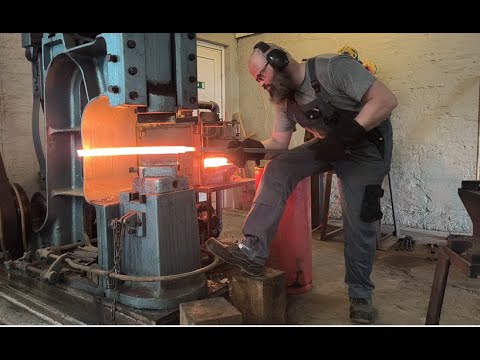 Making an Illerup Ådal inspired pattern welded spatha: Part 1 forging ...