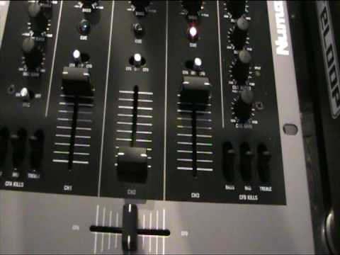 Numark X9 - YouTube
