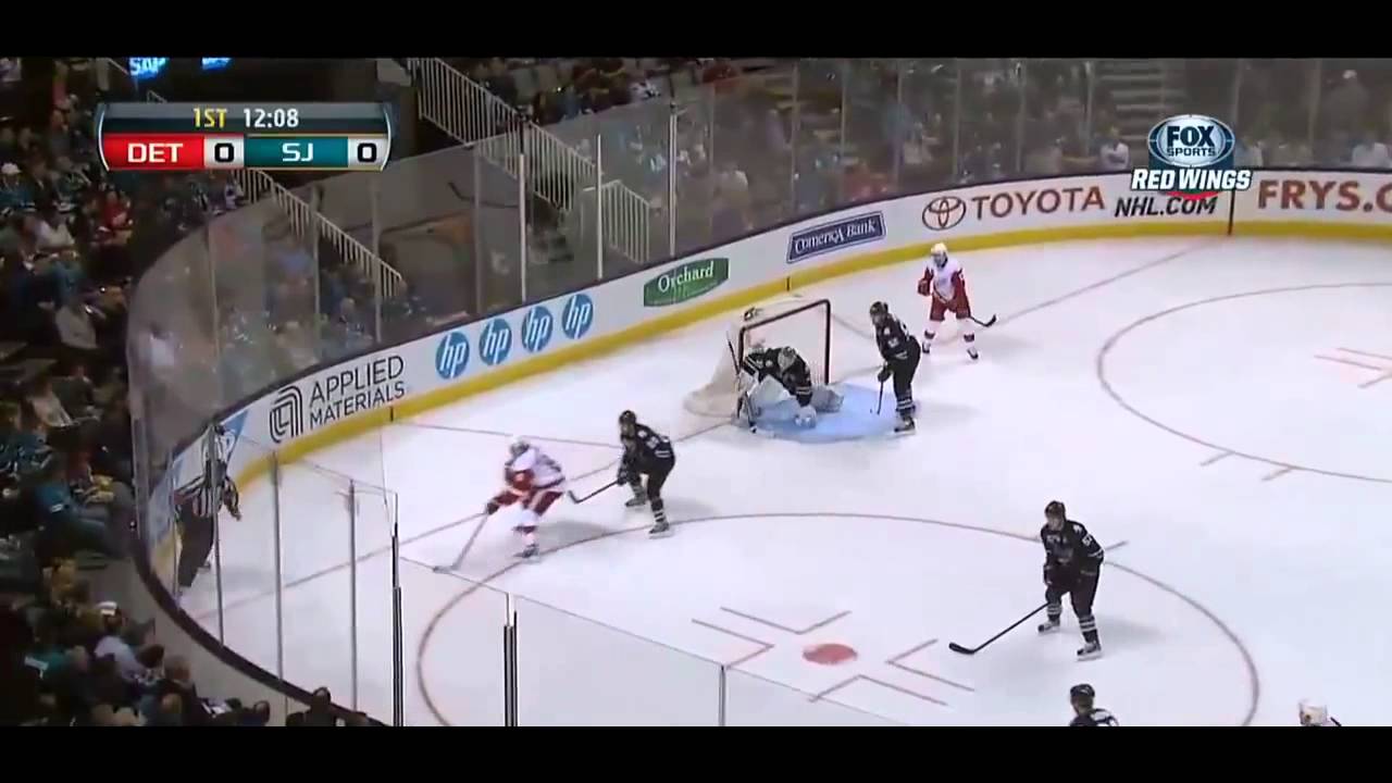 Pavel Datsyuk dekes Couture [HD] / Дацюк зафинтил Couture до потери ...