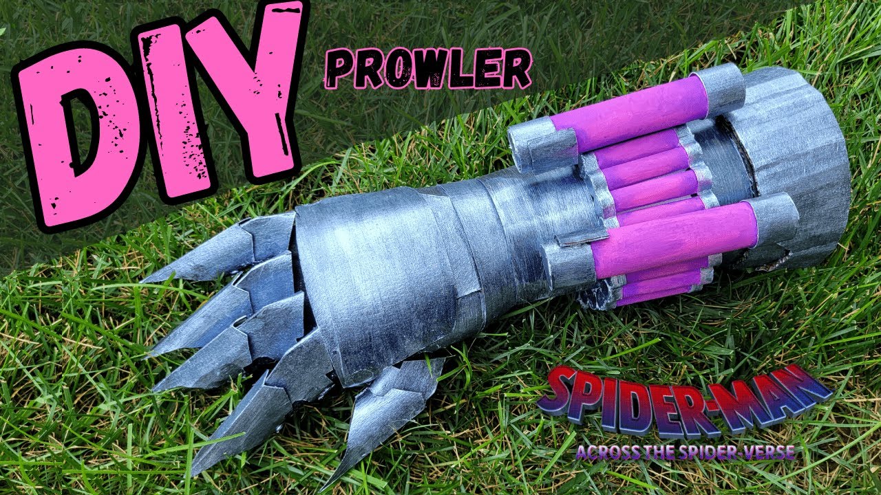Prowler Glove | Cardboard DIY - YouTube