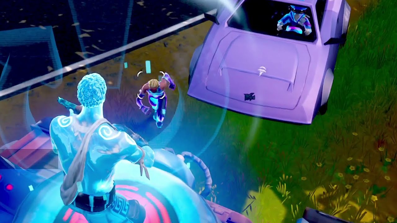 HOW TO GO INVISIBLE (pay to win skin) - YouTube