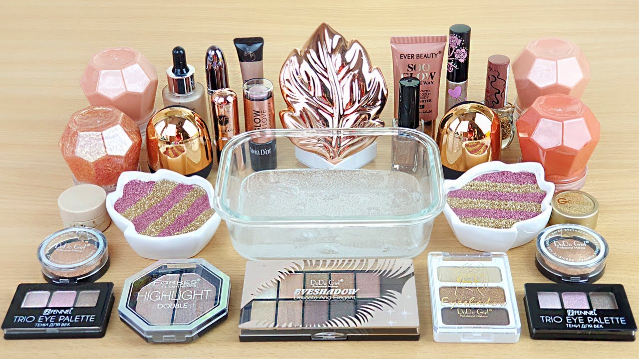 Rose GOLD SLIME Mixing makeup and glitter into Clear Slime Satisfying ...