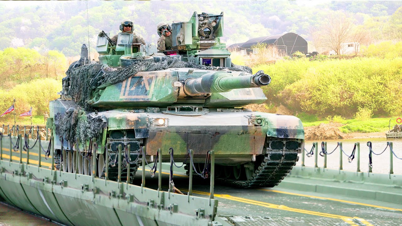 Massive US and German Tanks Cross Revolutionary Floating Bridge - YouTube
