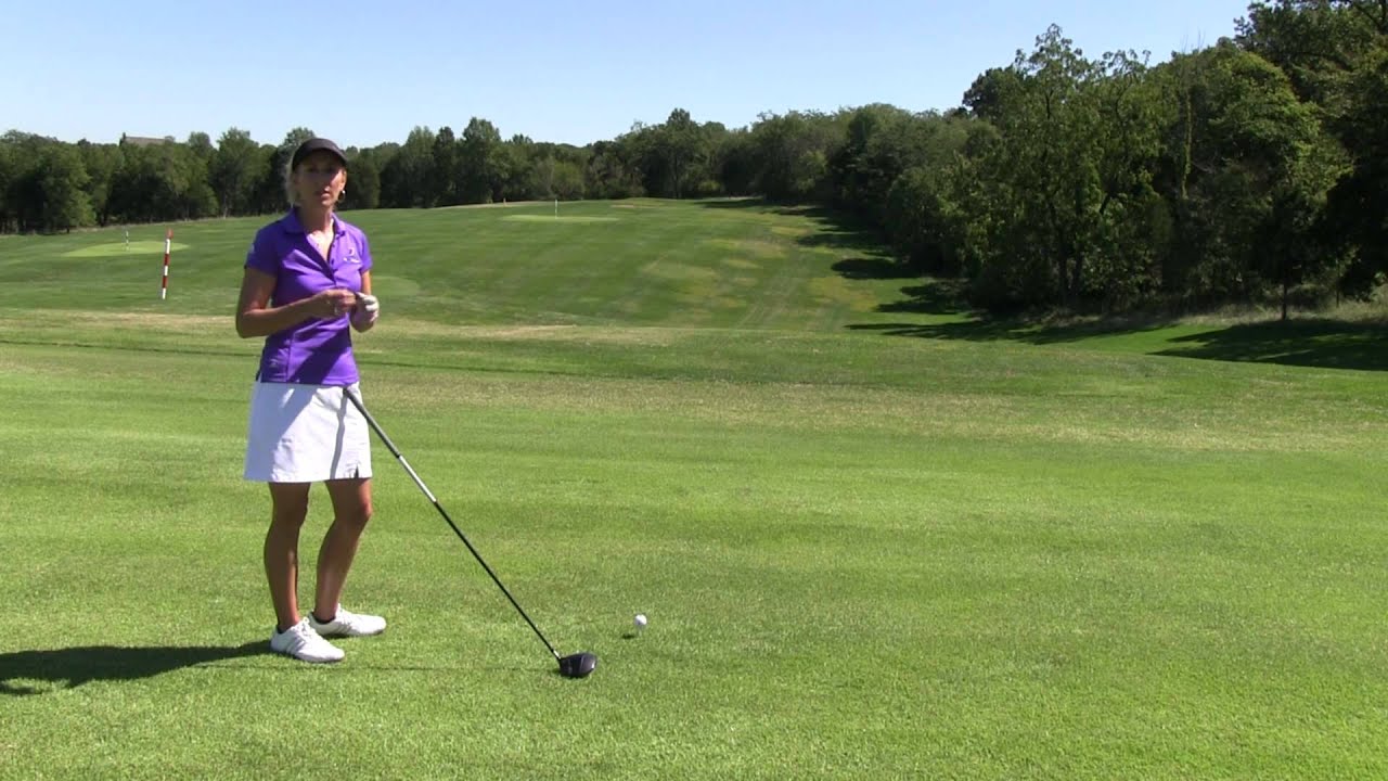 Selecting a Target When Hitting Your Driver - YouTube