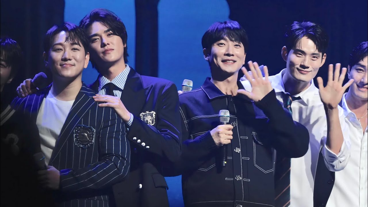 [4K] 250511 '베어 더 뮤지컬(bare the musical) 10주년 콘서트' 포토타임 - 윤소호(f), 서경수(f ...