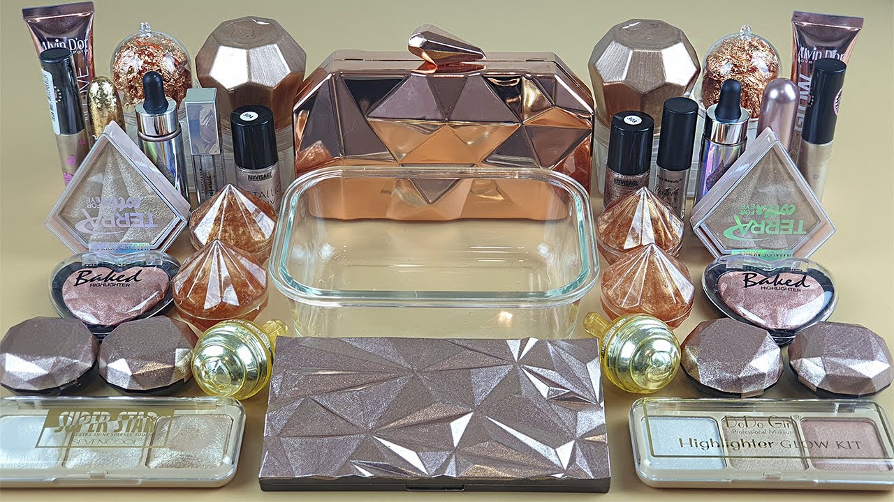 Rose GOLD SLIME | Mixing makeup and glitter into Clear Slime ...