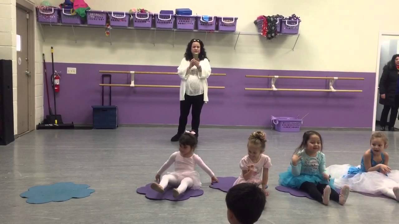 ballet mini recital - YouTube