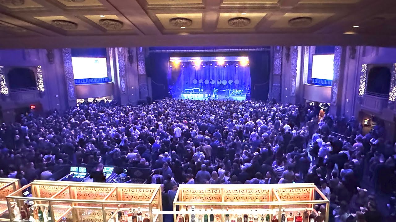 Brooklyn Paramount - inside the iconic theater venue hosting live ...