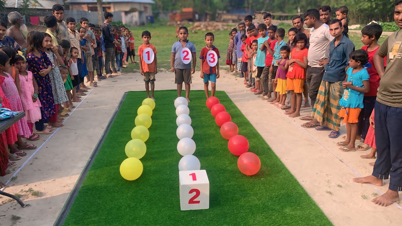 Fun Balloon Race for Boys - Who Will Win? 🎈 - YouTube