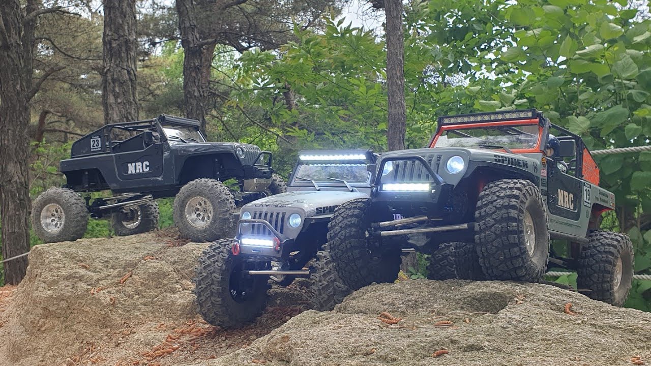 jeep rubicon Rockcrawling Trail rc. gmade spiders. 발통큰놈 넙떡한놈 작은놈. - YouTube