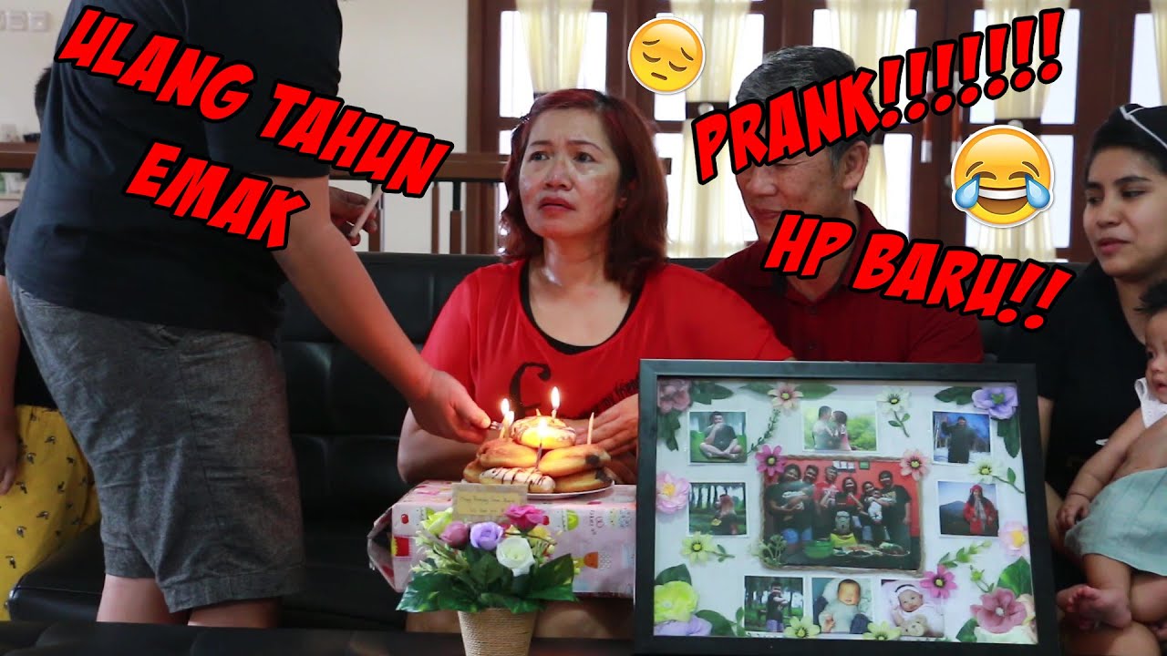 Prank Ulang Tahun Emak Tris | Smartphone Samsung A51 Baru Hadiah Ulang ...