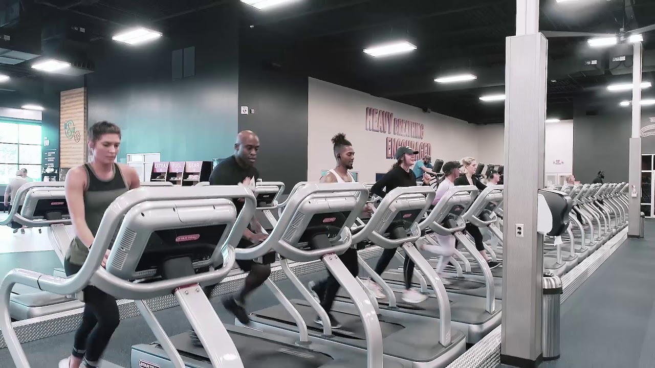 Crunch London South Now Open - YouTube