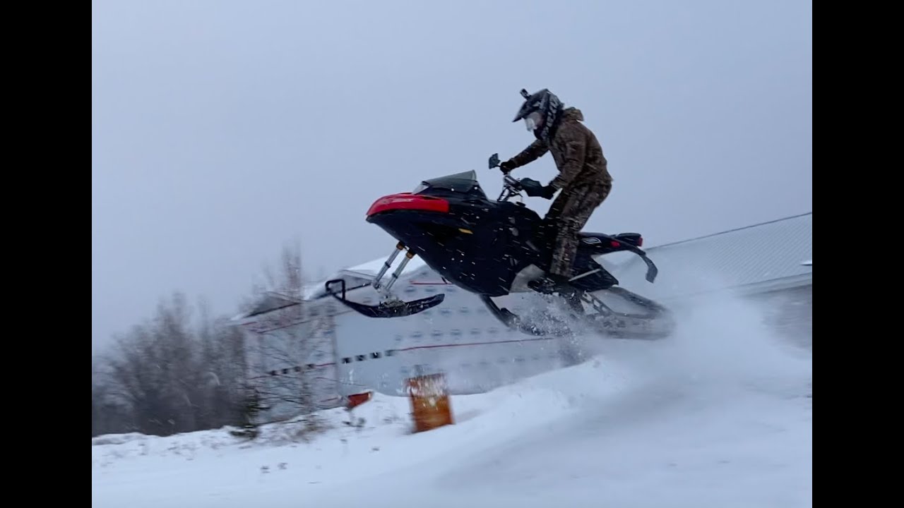 SNOWHAWK RIPPING! 503f snow hawk - YouTube