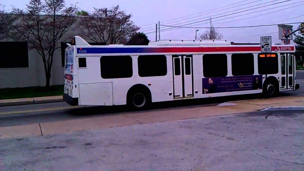 SEPTA 2002 New Flyer D40LF #5588 - YouTube