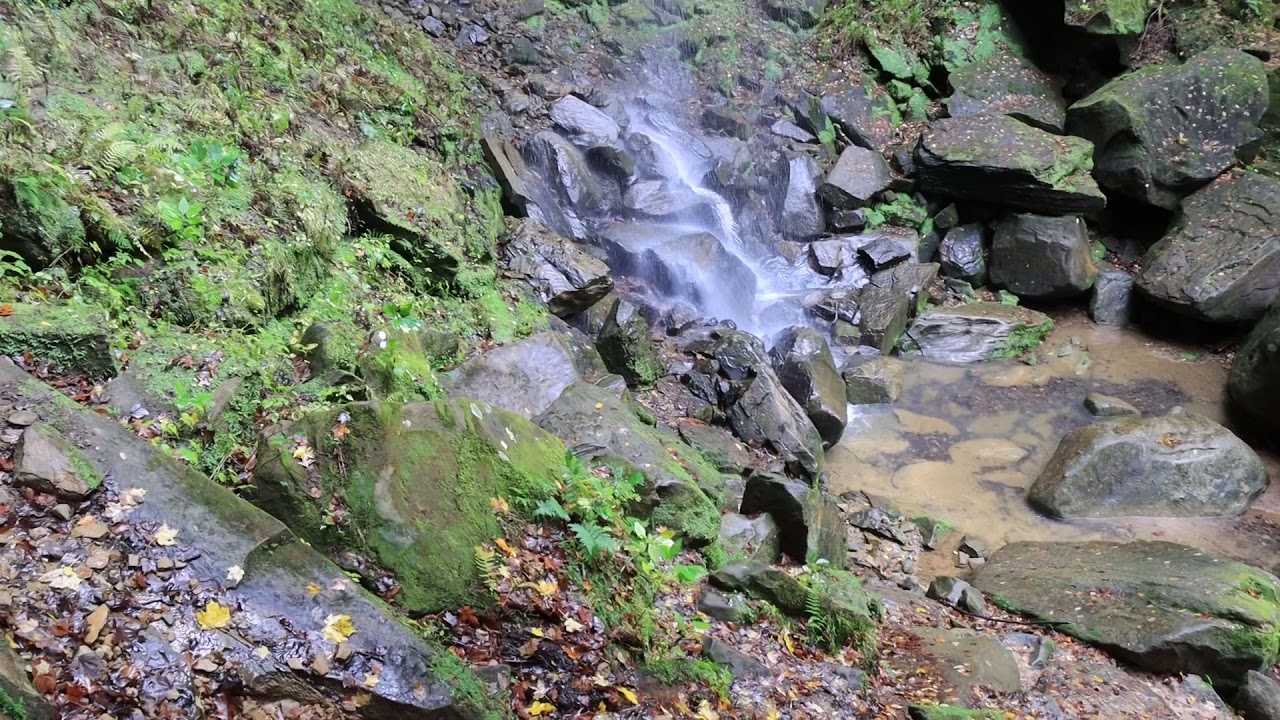 Big Spring Hollow Falls, Hocking Hills Region Ohio... Side View - YouTube