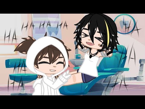 ||Tickling room The man in white is trying to find my weak point in tickling and he found it||