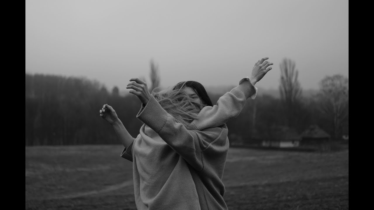 Phil it - Її немає [Official video] - YouTube