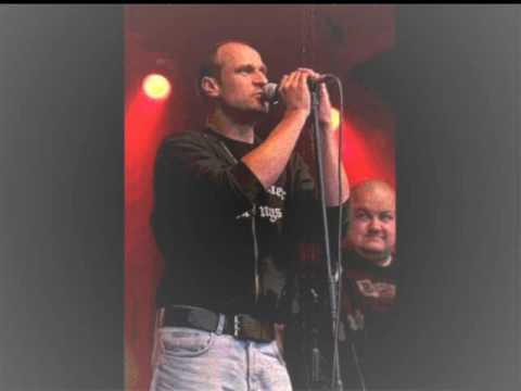 Paweł Kukiz / Piersi feat. Liroy - Policja
