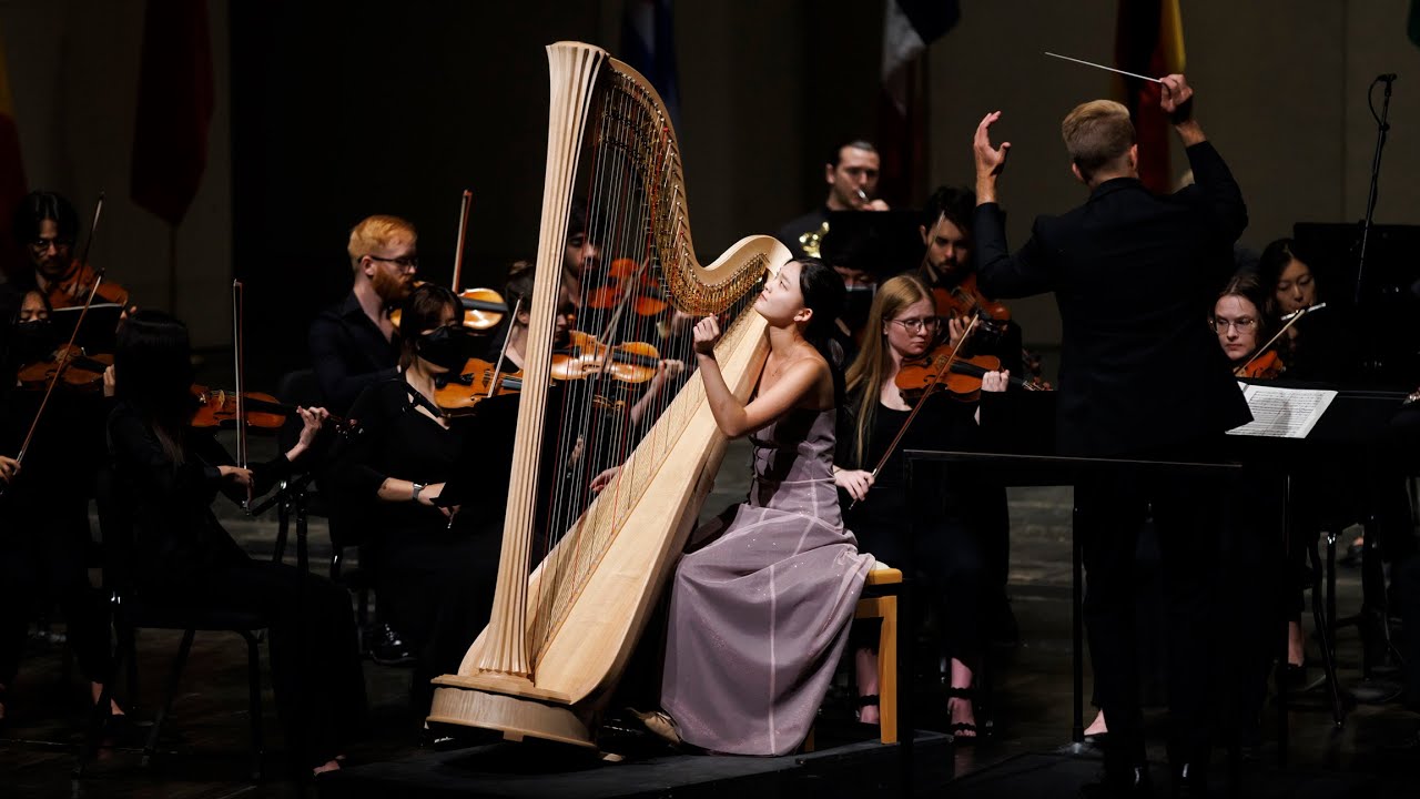 Gabriel Pierné: Concertstück for harp and orchestra Op. 39 - YouTube
