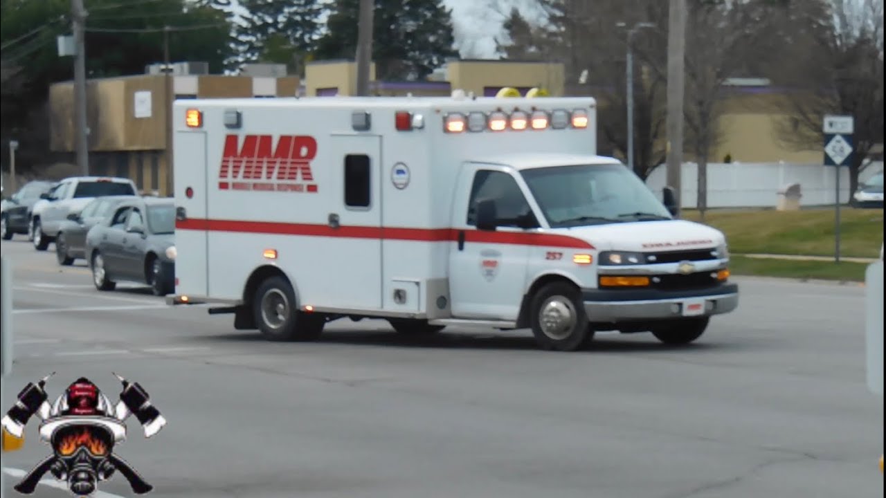 Saginaw MI MMR Ambulance 253 Responding MEDICAL (FULL ARREST) - YouTube