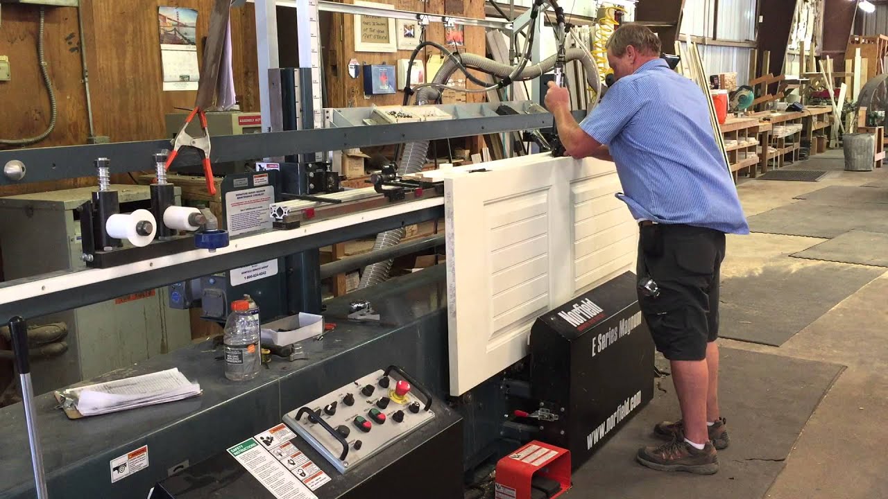 Norfield E Series Magnum with SA-1.5 Screwfeeder pt. 2 - YouTube