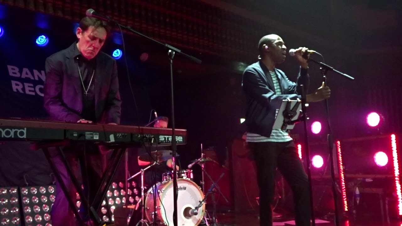 Lighthouse Family (@LighthouseFamily)-Who's Gonna Save Me Now @Pryzm ...