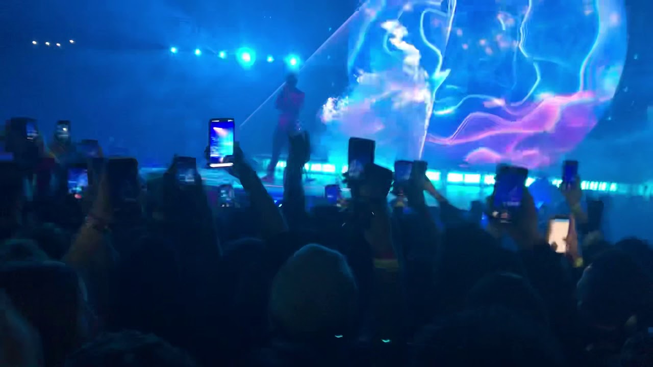 Travis Scott performs Drugs You Should Try It in BROOKLYN, NY - YouTube