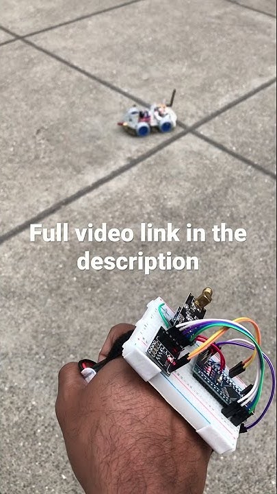 Hand Gesture Controlled Car - Arduino #shorts - YouTube