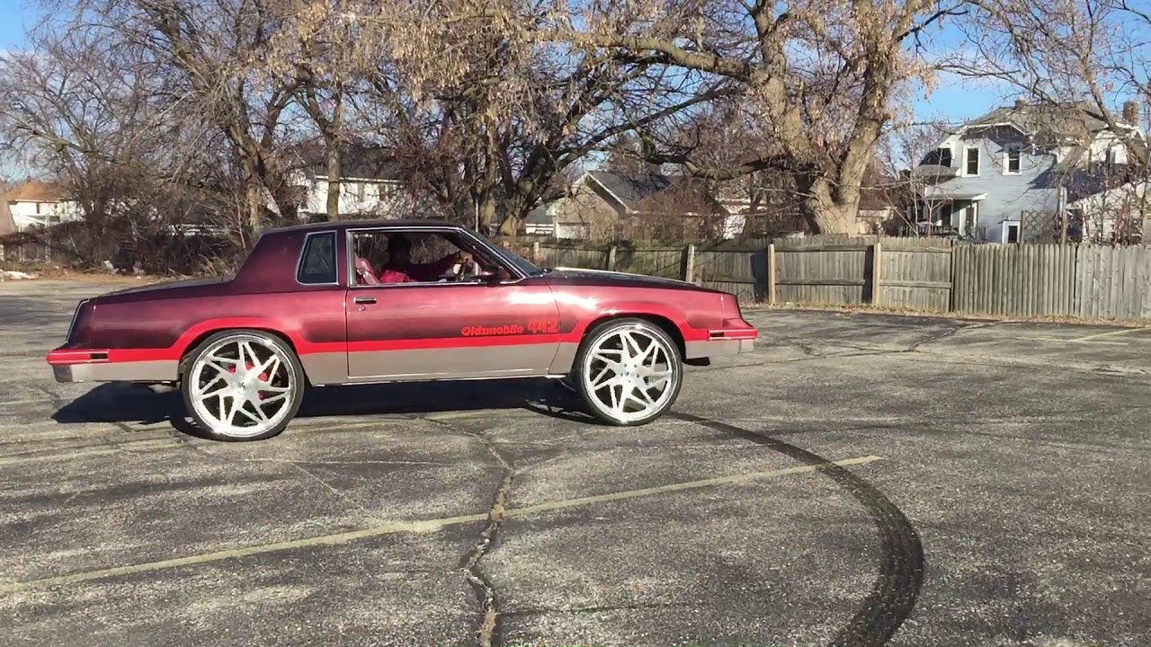 442 on 26 inch Forgiato Finestro rims - YouTube