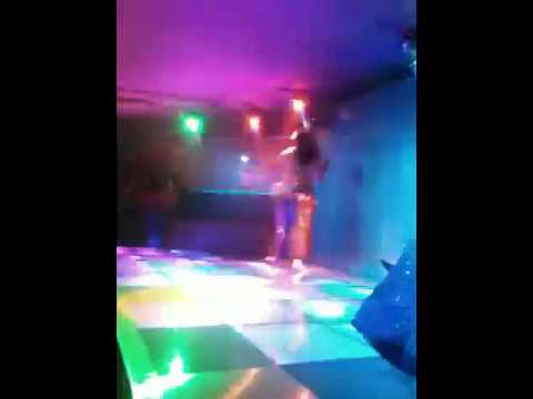 Dokhtar Hindi  dancing