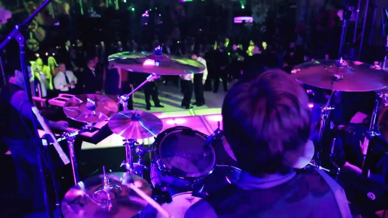 Alex Fogg sitting in with The Rhythm Shop at the Crystal Plaza - YouTube