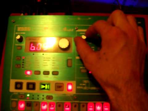 KORG EA-1 MK2 --- ACID IN A BOX - YouTube