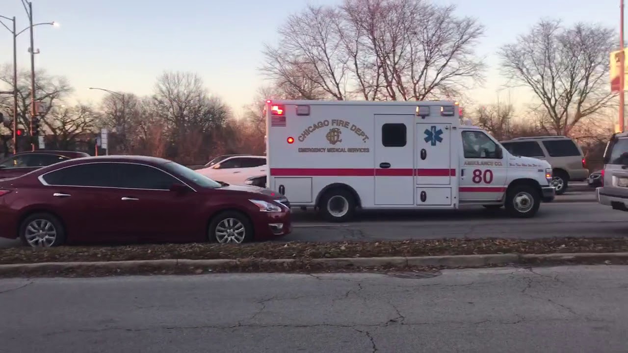 Chicago Police And Fire A80 Responding - YouTube