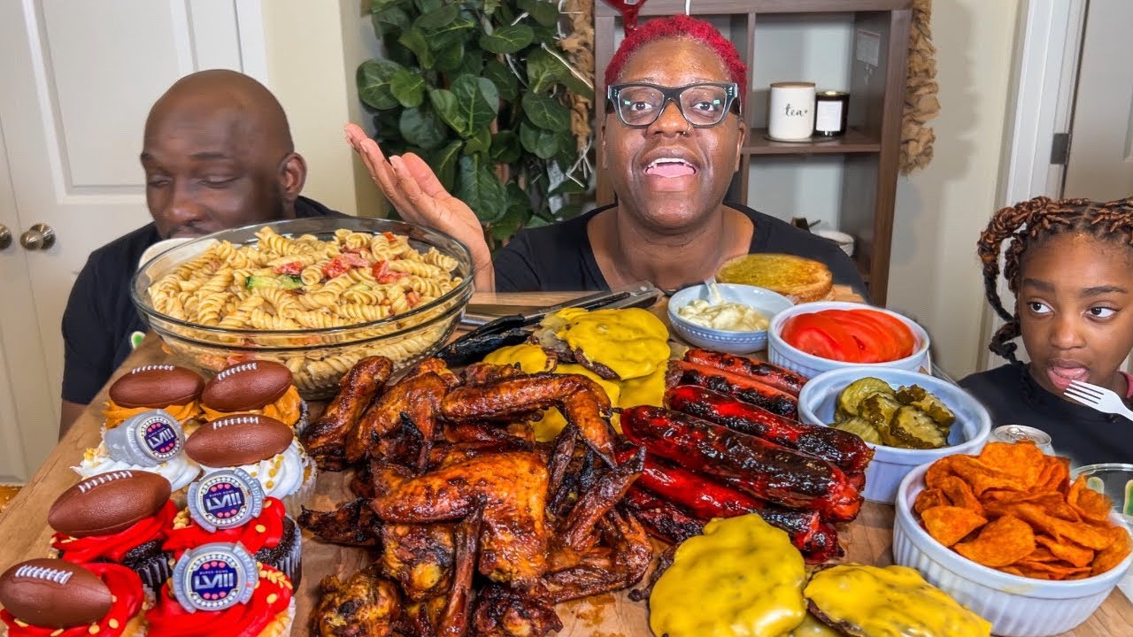 SUPER BOWL SUNDAY BBQ FEAST | RECIPE | BURGERS, CHICKEN, HOT LINKS ...