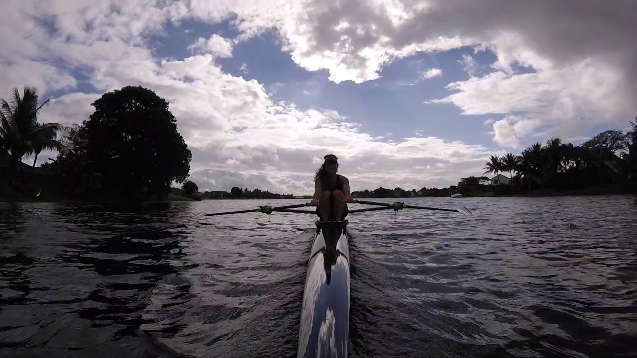 Single Shell Sculling Cross Winds - YouTube
