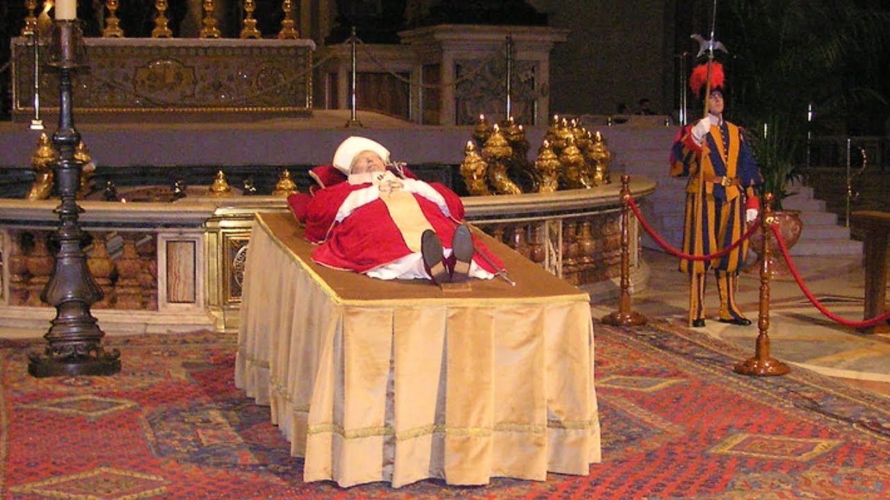Transfer of the body of the late Pope John Paul II to St. Peter's ...