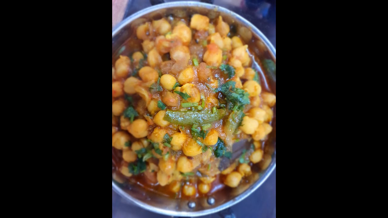 Safed Chole Masala Recipe, Gravy Chole, तरी वाले सफेद छोले जो बढ़ाए ...