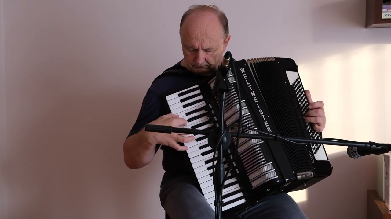 Maria Elena - YouTube