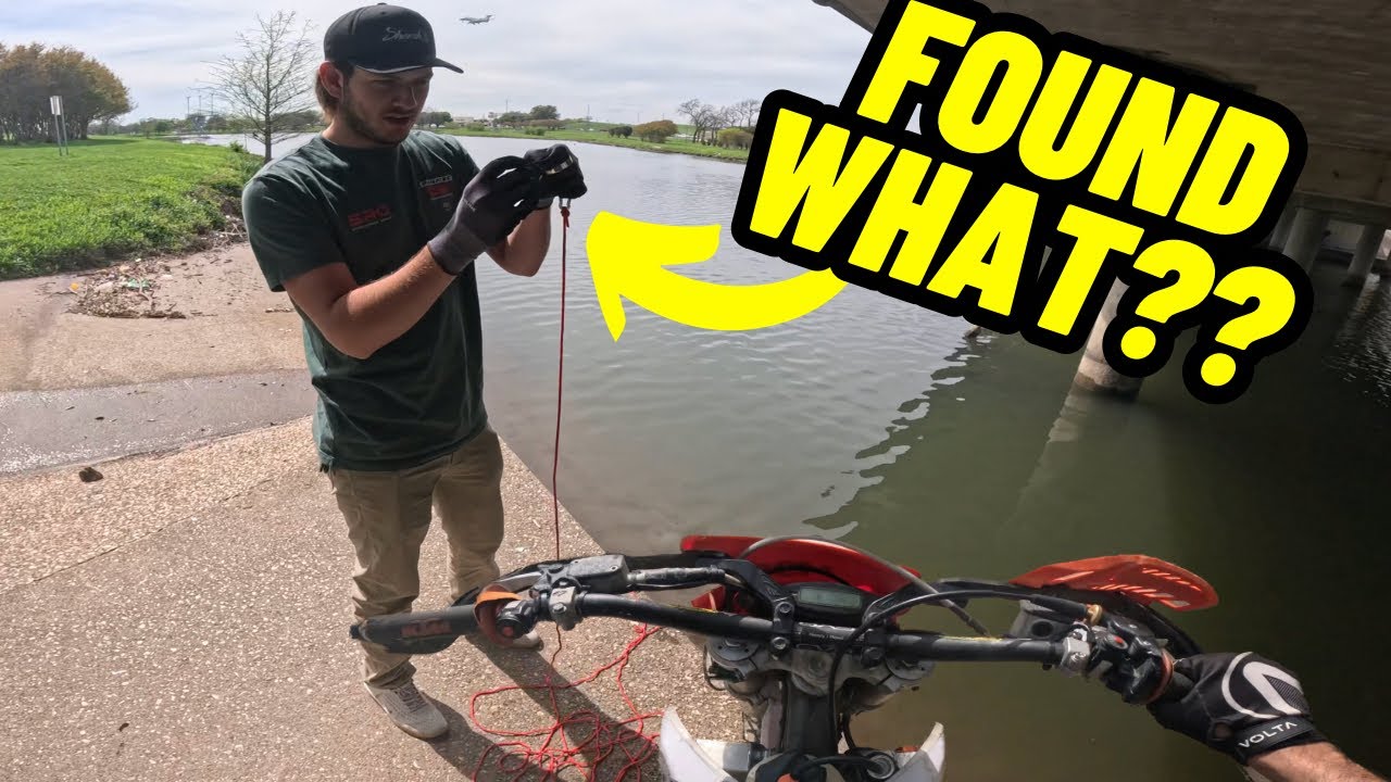 MOTORCYCLE MAGNET FISHING ON MURDER LAKE!! - YouTube