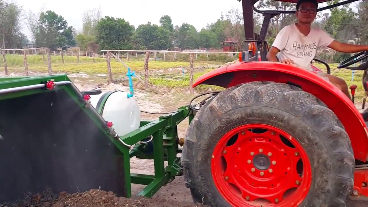 เครื่องผสมปุ๋ยหมัก (Compost turner soil mixer) | VILAMAS RANCH - YouTube