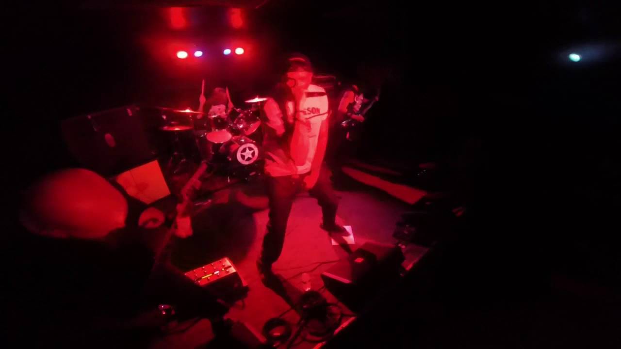 Sorry Guero Family dinner - YouTube