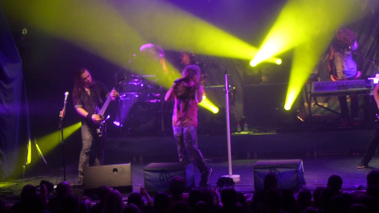 Sonata Arctica Losing My Insanity Ari Koivunen Cover Paris 02 12 2019 ...